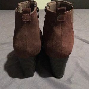 Clarks | Shoes | Euc Clarks Brown Suede Wedges | Poshmark
